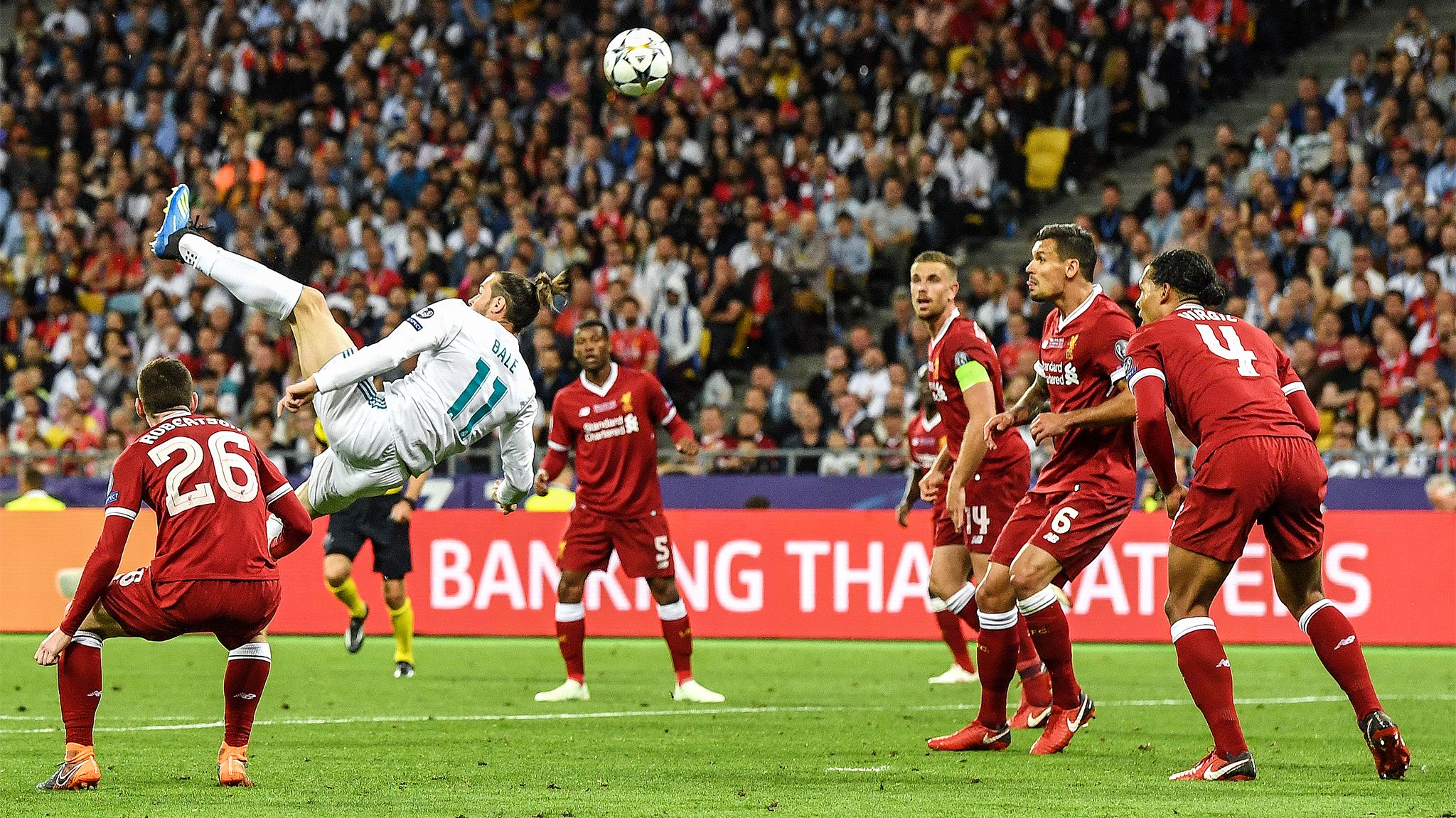 Gareth Bale brilliant bicycle kick wins the Champions League final ...