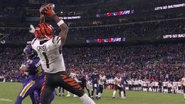 Missouri QB Brady Cook leaves with ankle injury - ESPN Video