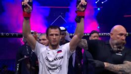 Sonnen, Cormier stunned by UFC bite incident - ESPN Video