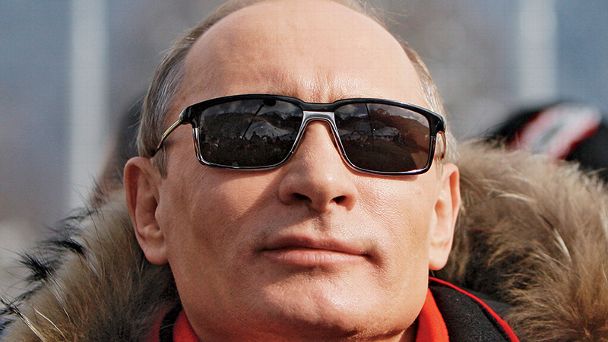 Another entertaining photo for Putin's impressive portfolio : r/pics