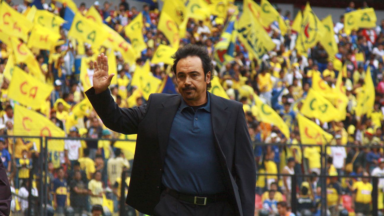 Hugo Sánchez anuncia documental y biografía sobre su vida