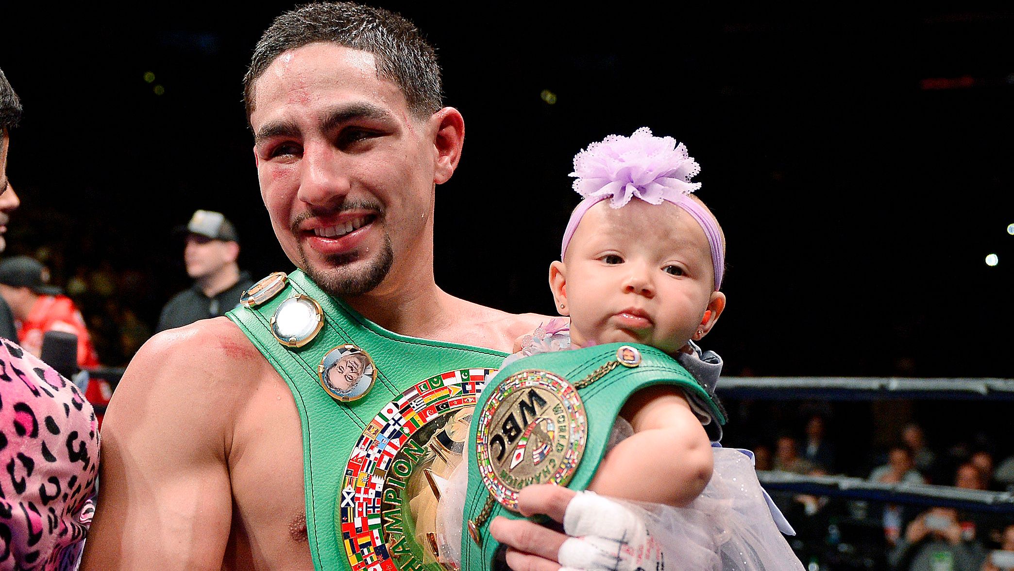 Ser papá por primera vez inspira al campeón mundial Danny García - ESPN
