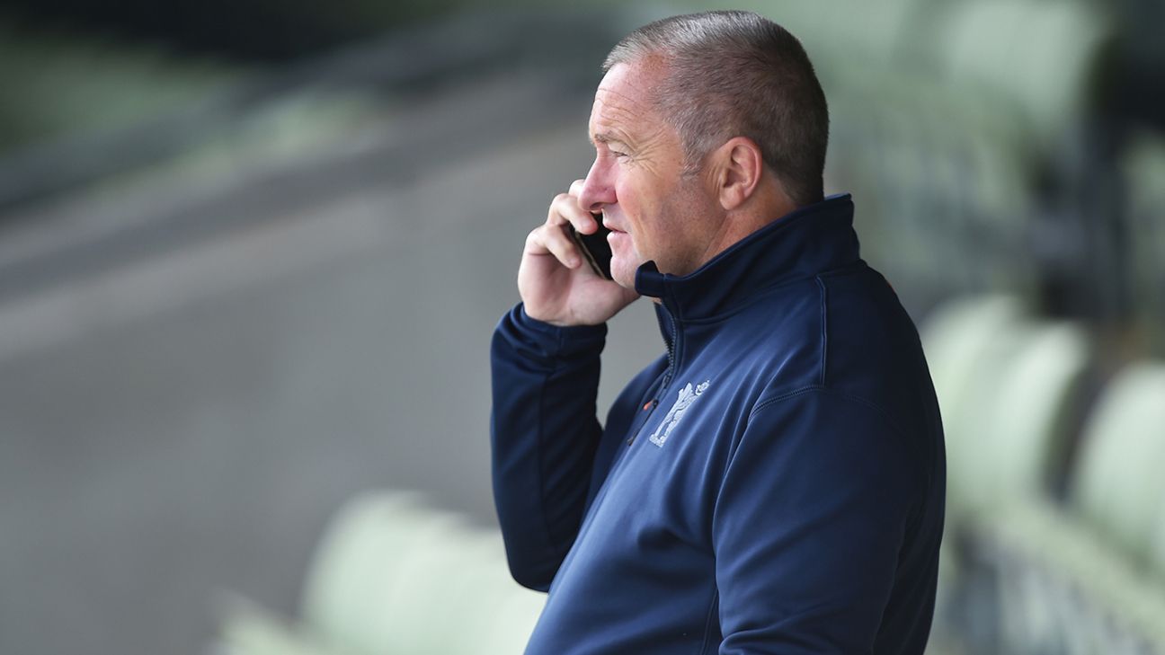 Warwickshire close to signing Che Simmons, 17-year-old dubbed 'new ...