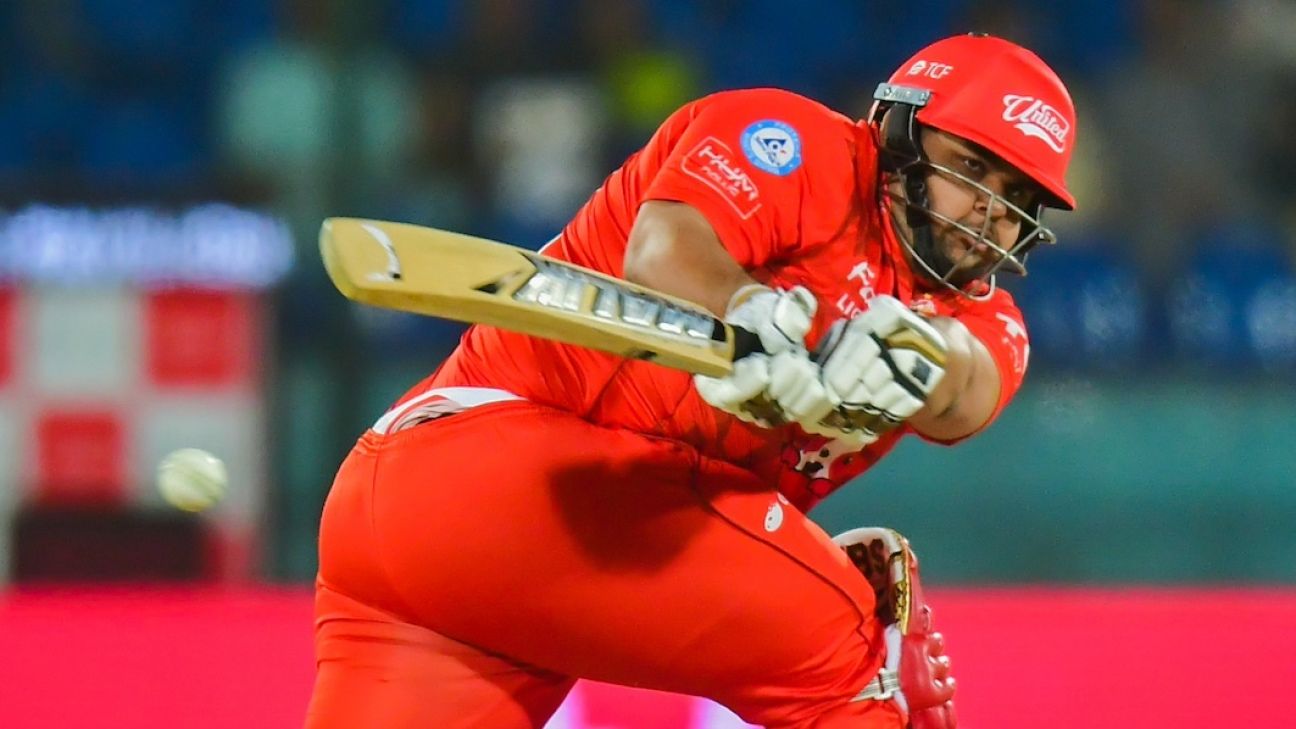 Azam Khan out of NZ T20I series after tearing calf muscle - ESPN