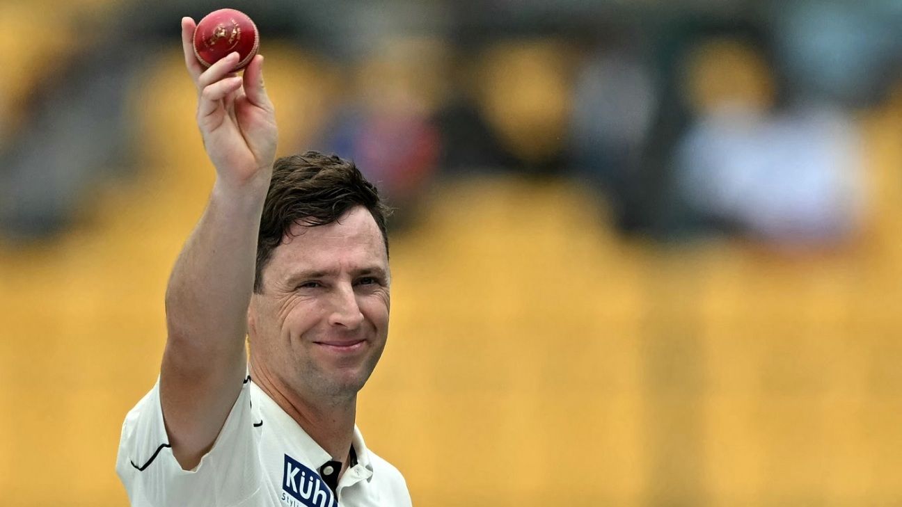 'Relentless' Matt Henry revels in the gloom - ESPN