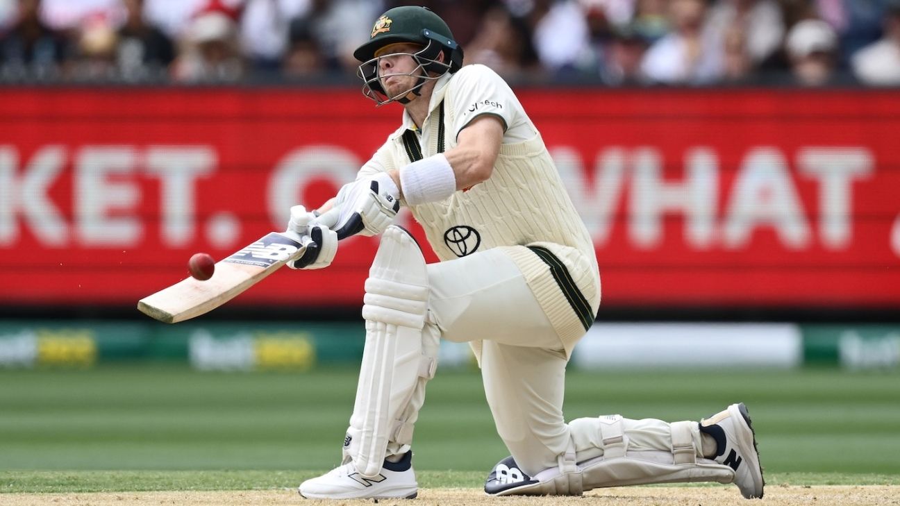 Smith feared significant elbow injury after outfield throw - ESPN
