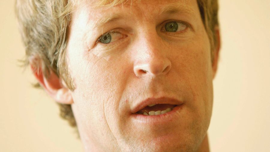 Bayliss to learn English for new job - ESPN