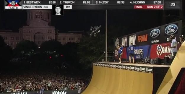 Vince Byron scores 87.00 in Run 1 in BMX Vert - ESPN Video