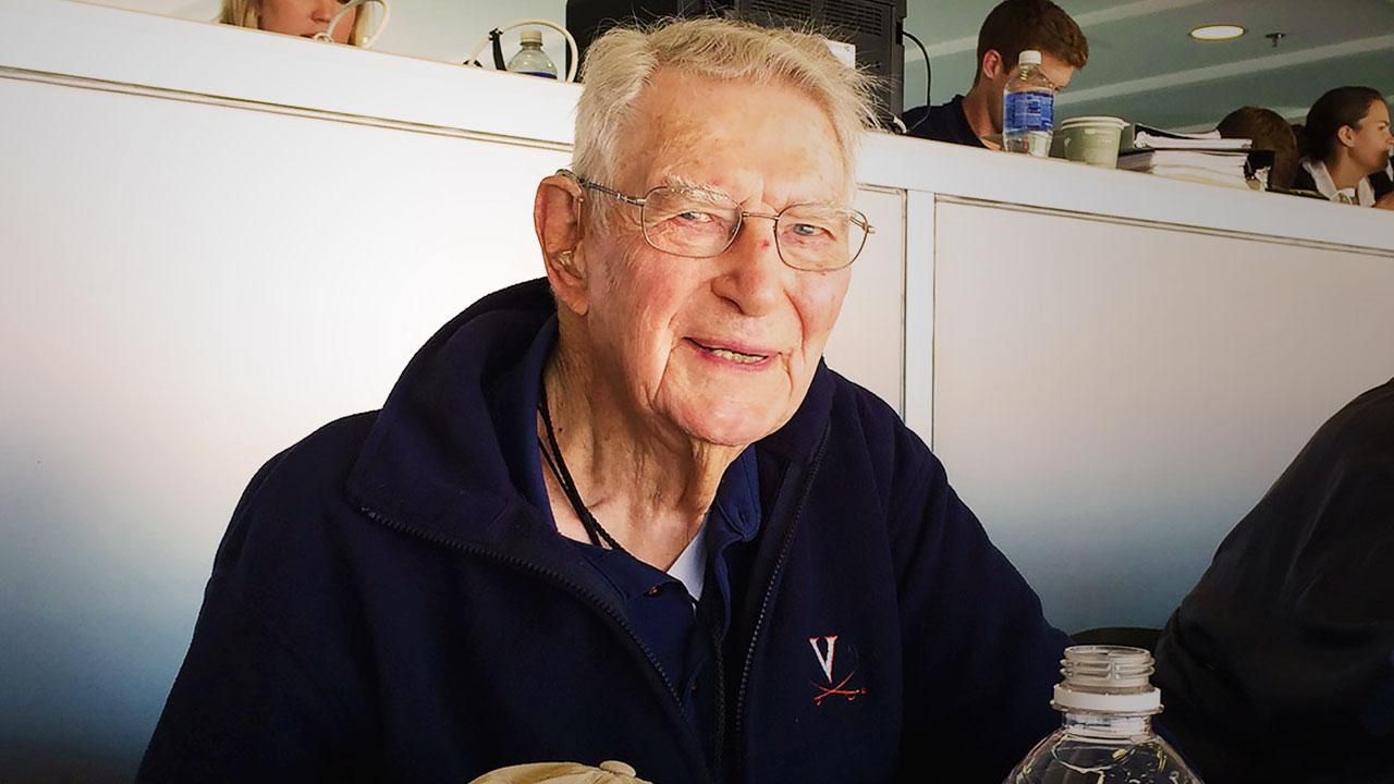 104-Year-Old Scorekeeper - ESPN Video