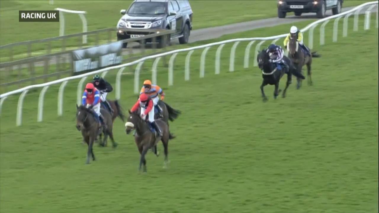 Jockey takes a tumble - ESPN Video