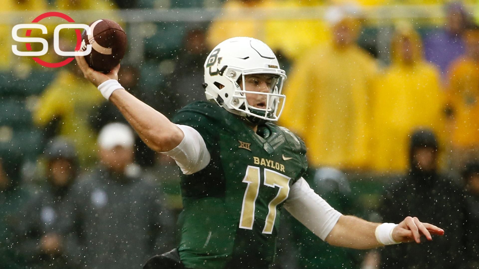 Seth Russell of Baylor Bears suffers strained neck in win over Iowa ...