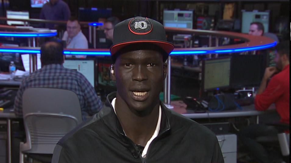 Thon Maker waiting to make college commitment - ESPN Video