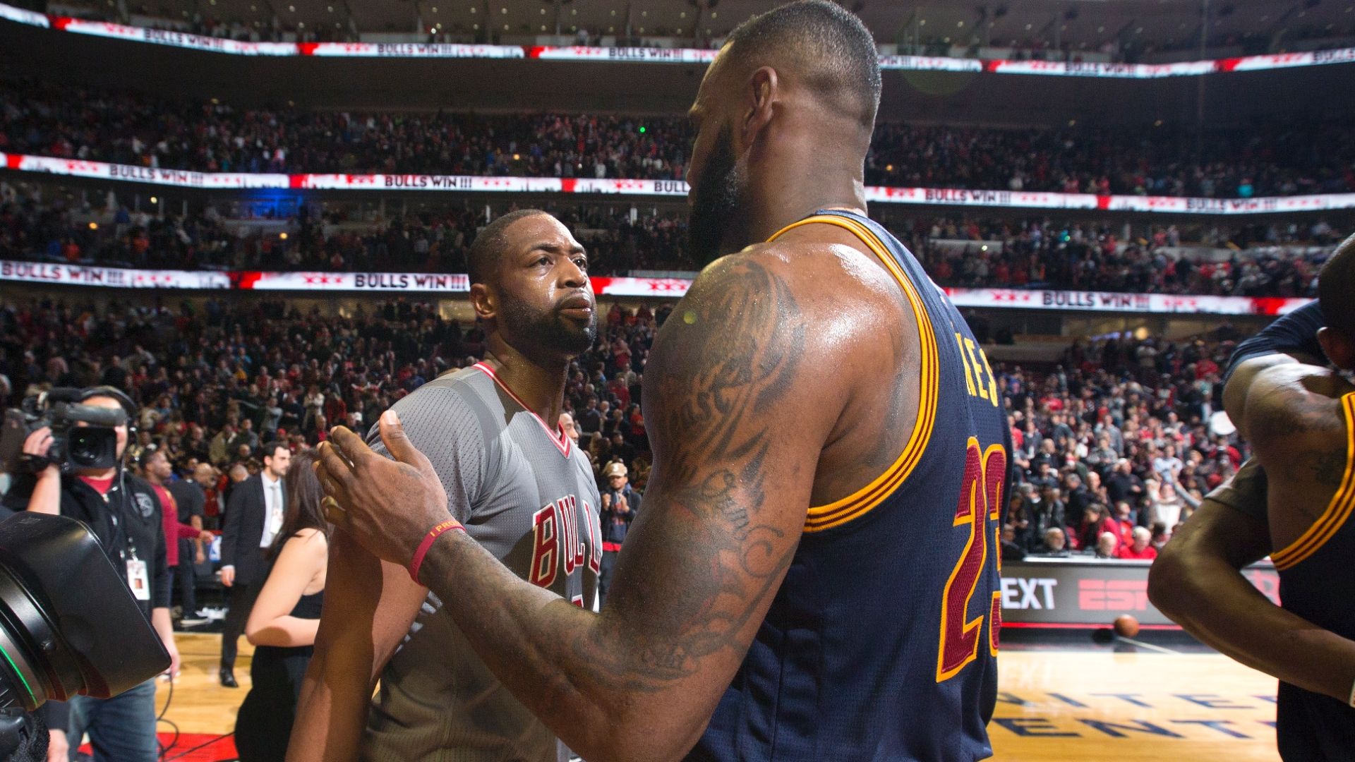 Wade does a lot of winning against LeBron - ESPN Video