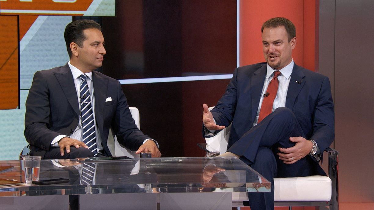 Herman uses chicken and waffles as encouragement - ESPN Video