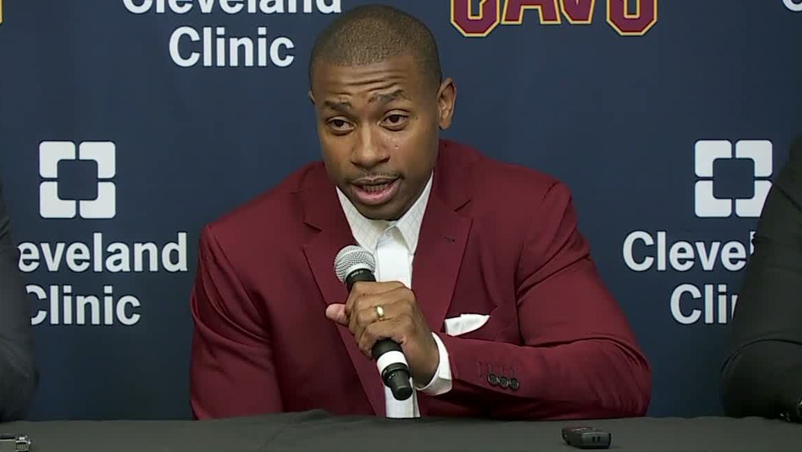 Thomas: LeBron has texted me - ESPN Video