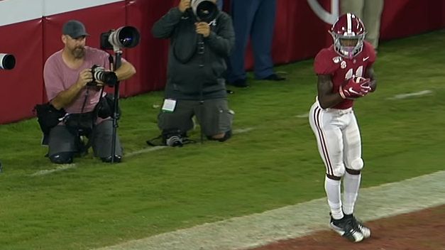 Jones' fantastic debut leads Bama to dominant win