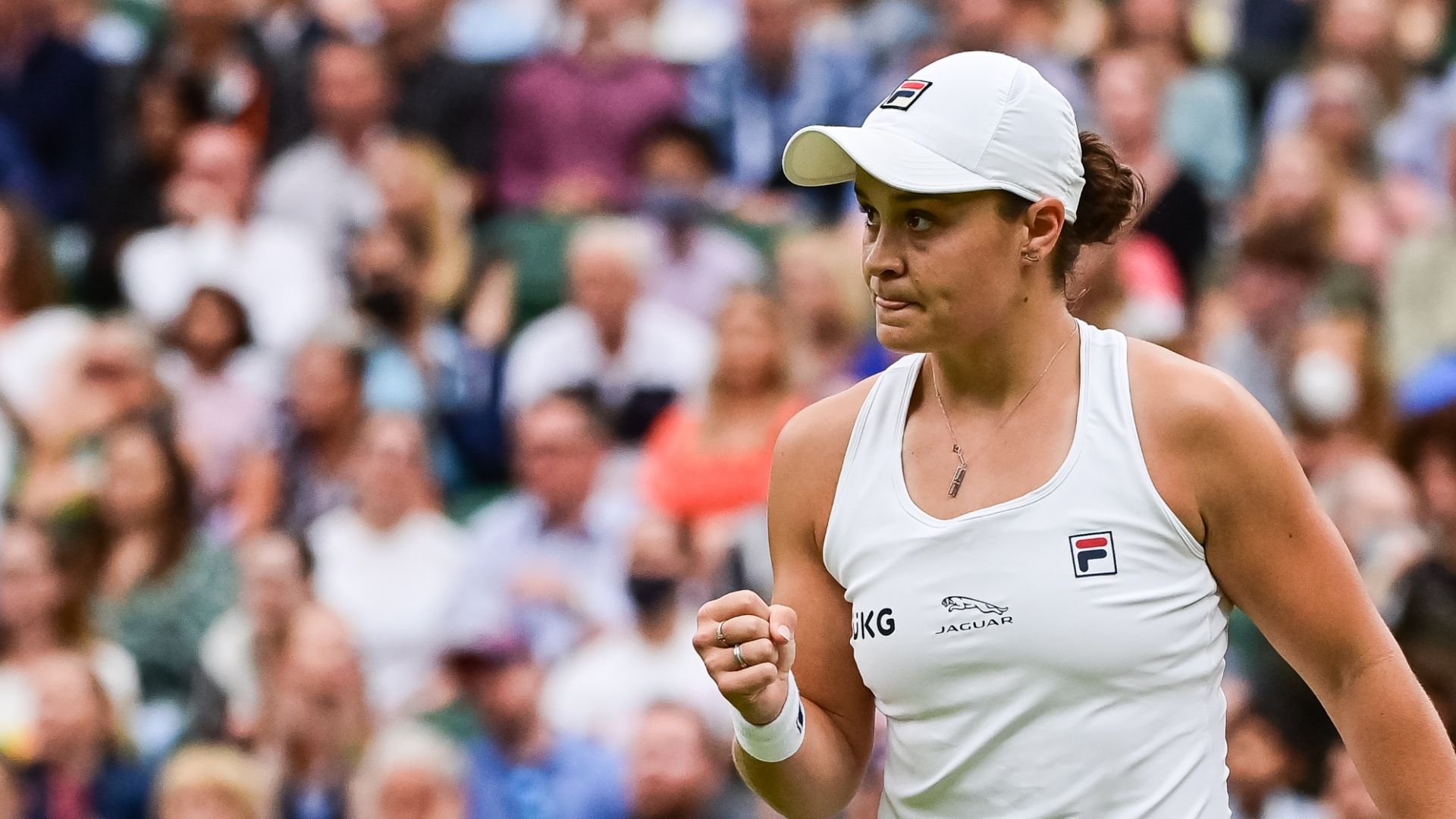 Ash Barty wins straight sets to make Wimbledon semis - ESPN Video
