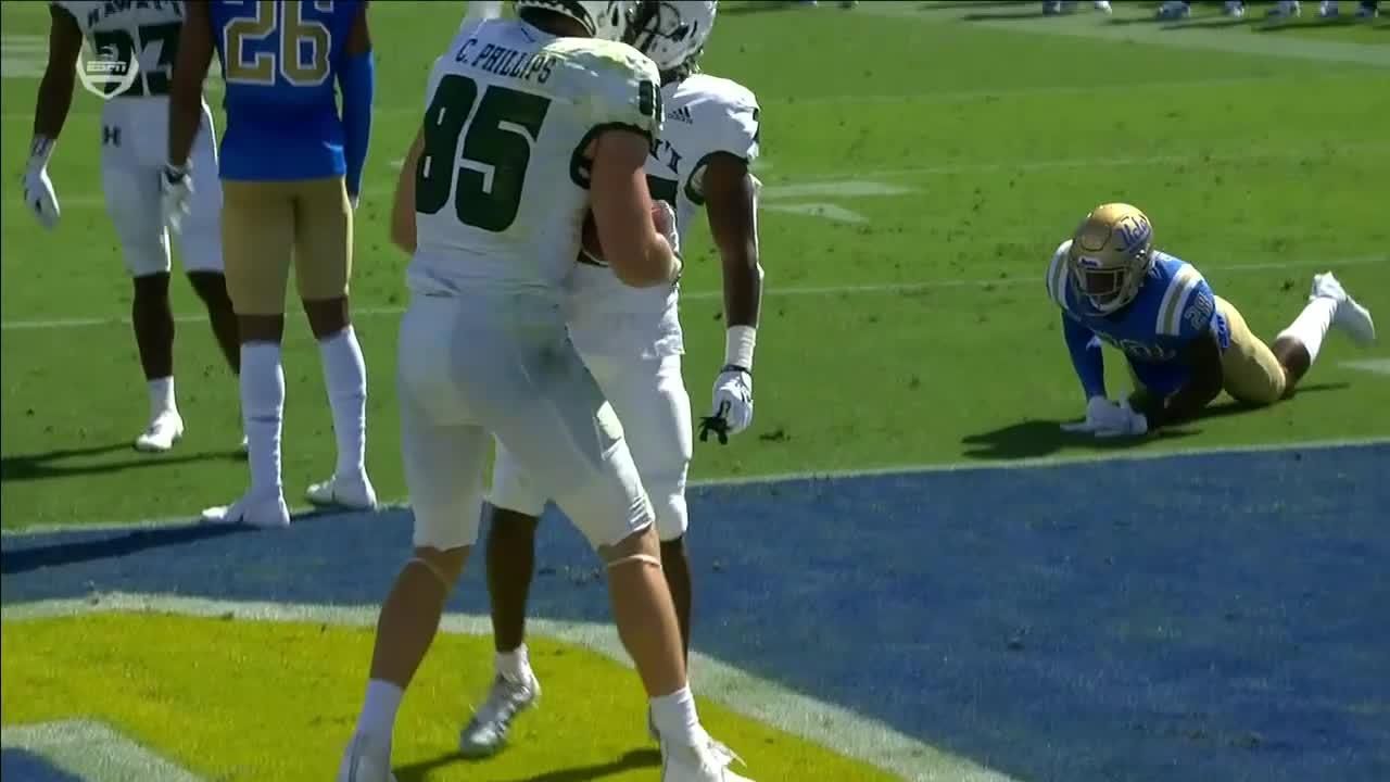 Chevan Cordeiro with 1-yard touchdown pass to Caleb Phillips vs. UCLA ...