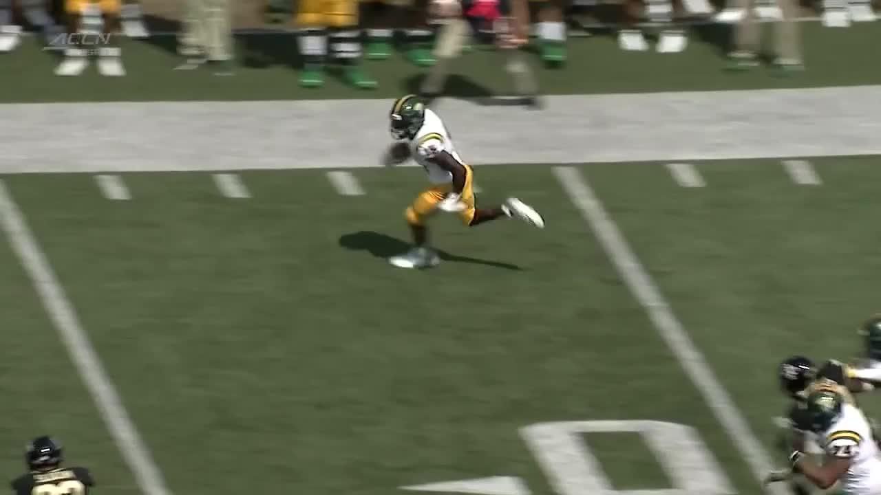 J.J. Davis breaks off 34-yard carry vs. Wake Forest Demon Deacons ...
