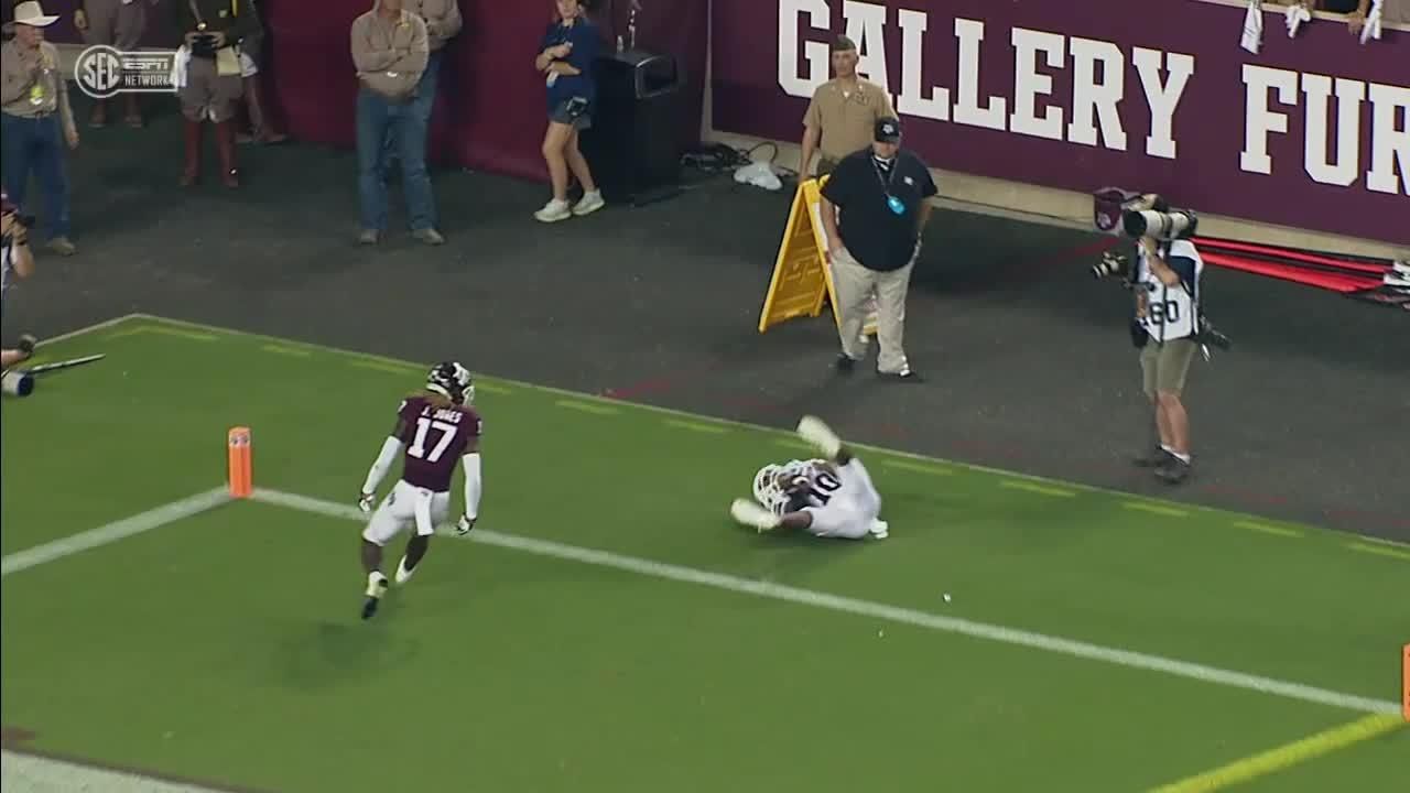 Will Rogers airs it out for 15-yard touchdown pass - ESPN Video