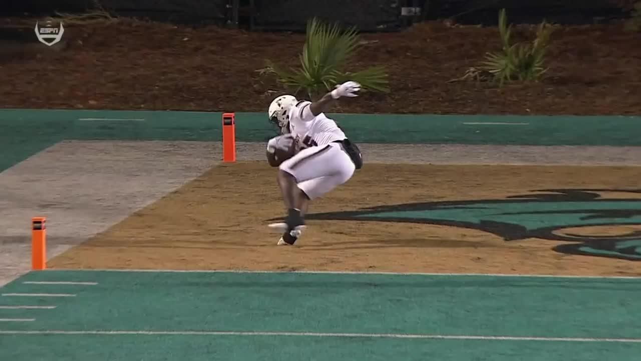 Gunnar Watson slings 11-yard TD vs. Coastal Carolina - ESPN Video