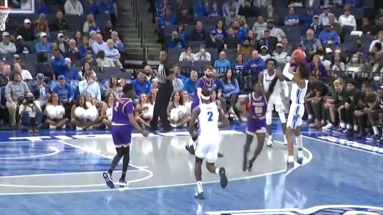 Emoni Bates gets his first points for Memphis - ESPN Video
