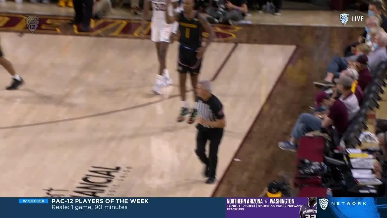 Zyon Pullin makes beautiful pass for a basket - ESPN Video