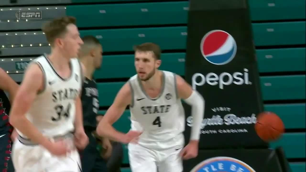 Brandon Horvath ties the game late for Utah State - ESPN Video