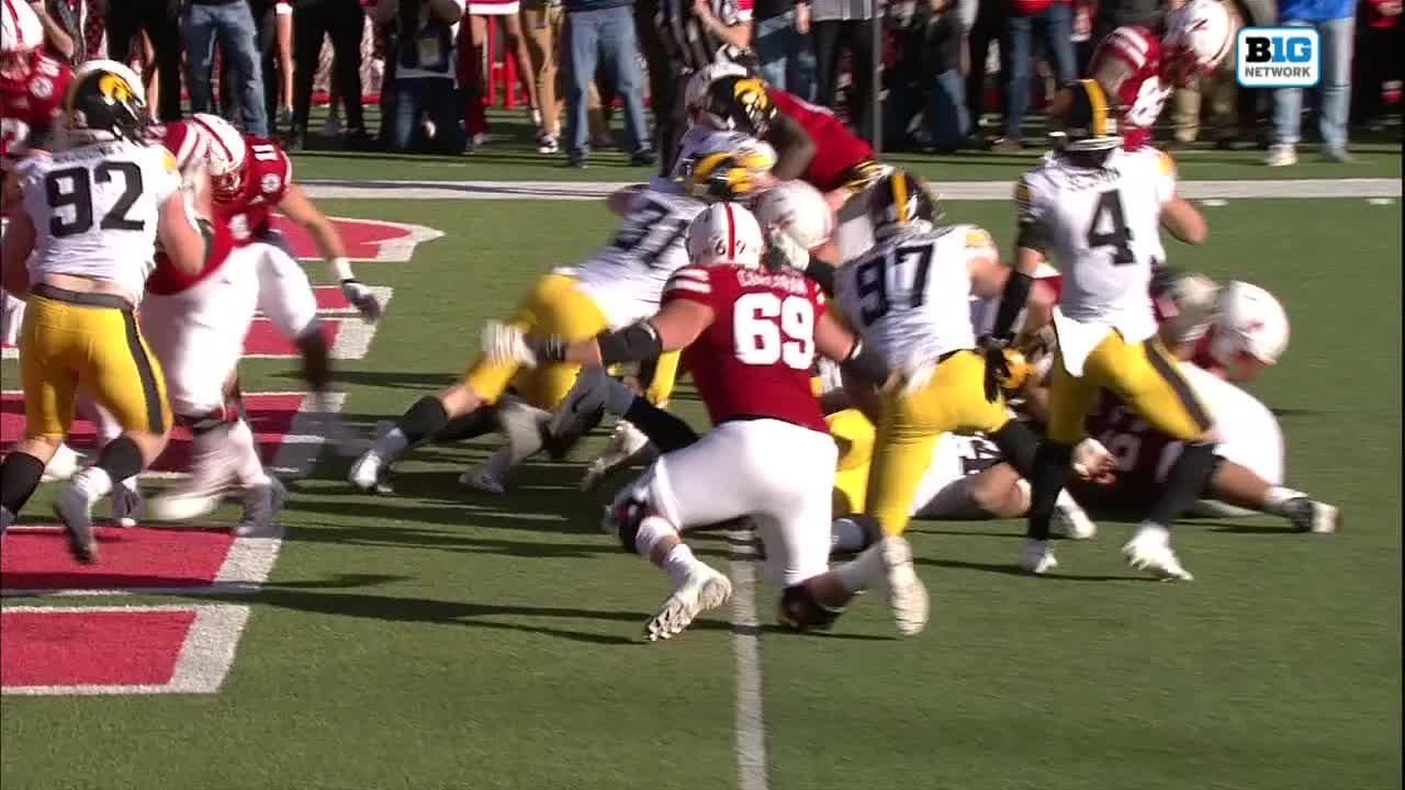 Logan Smothers crosses goal-line for 1-yard Rushing TD - ESPN Video