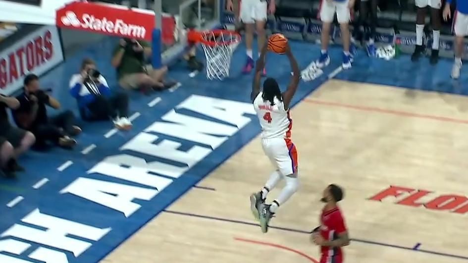 Anthony Duruji impresses with 360 slam - ESPN Video