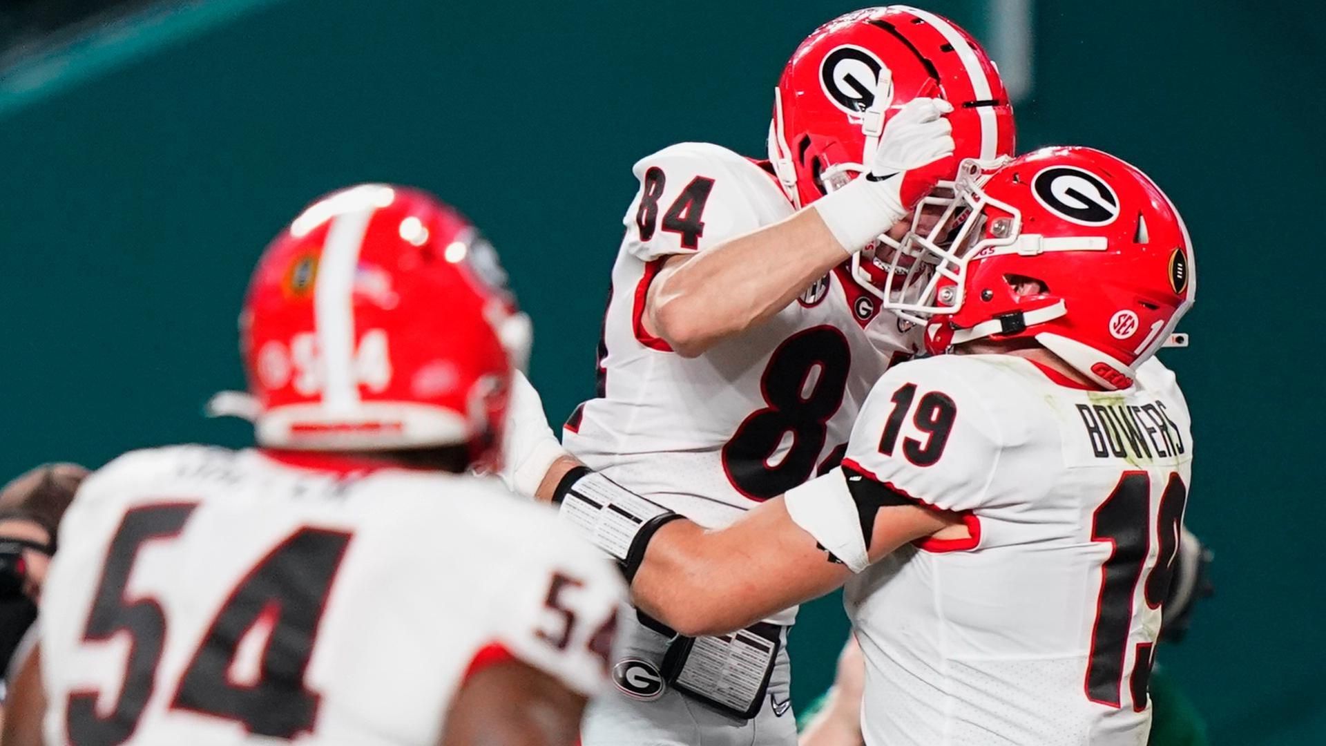 Brock Bowers walks into the end zone as Georgia strikes first - ESPN Video