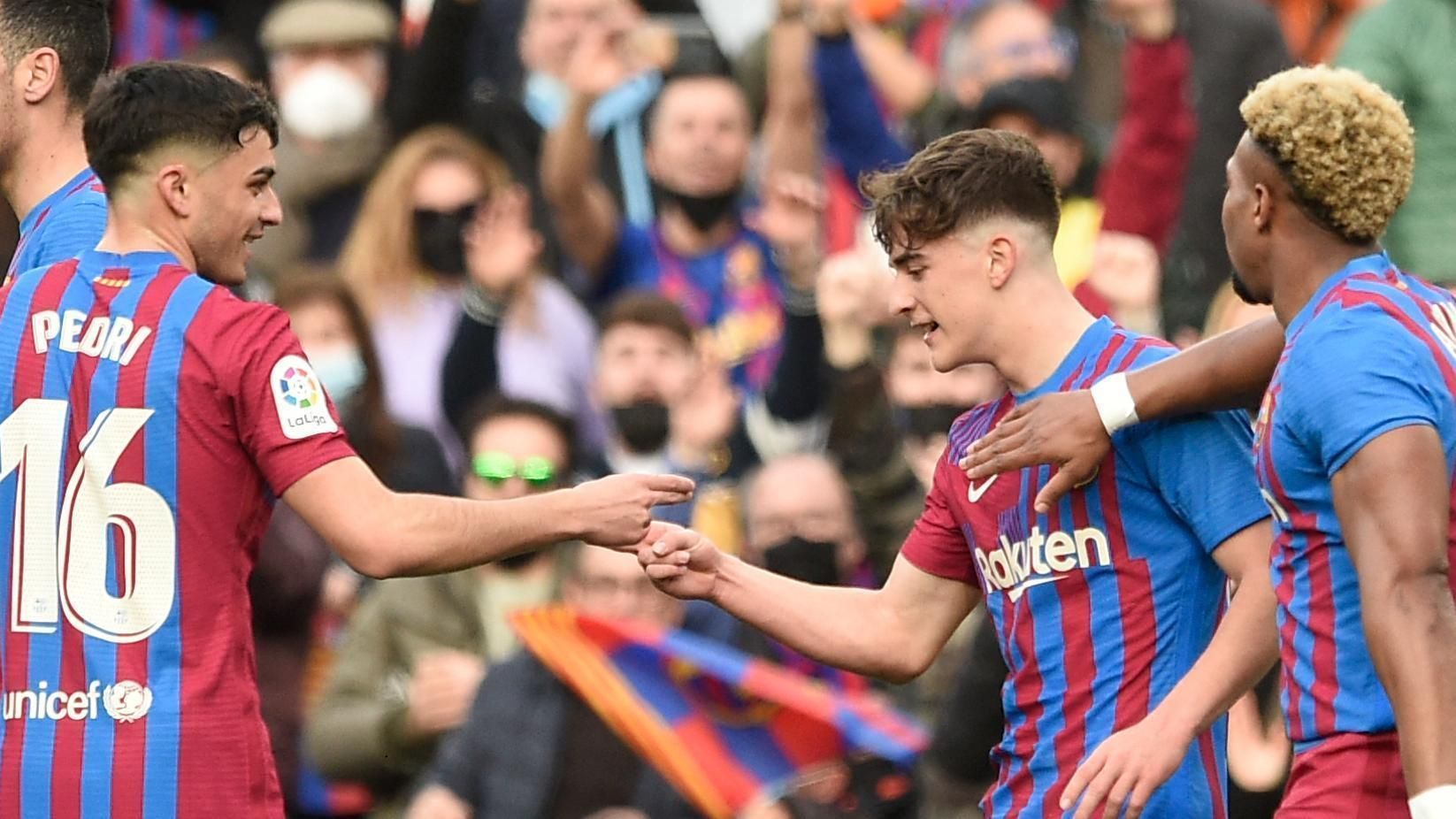 Traore picks up assist in debut as Gavi scores the header - ESPN Video