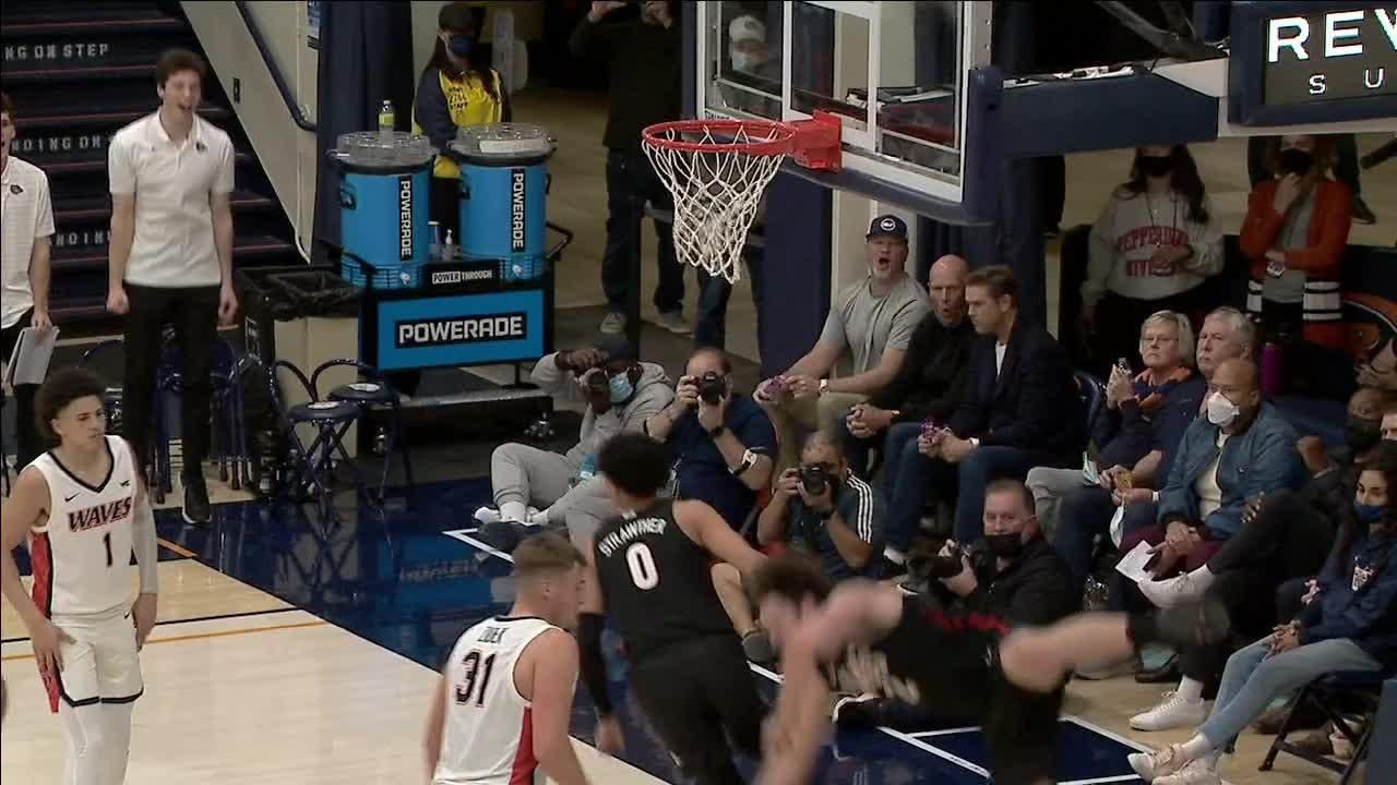 Drew Timme gets up for the beautiful slam dunk - ESPN Video