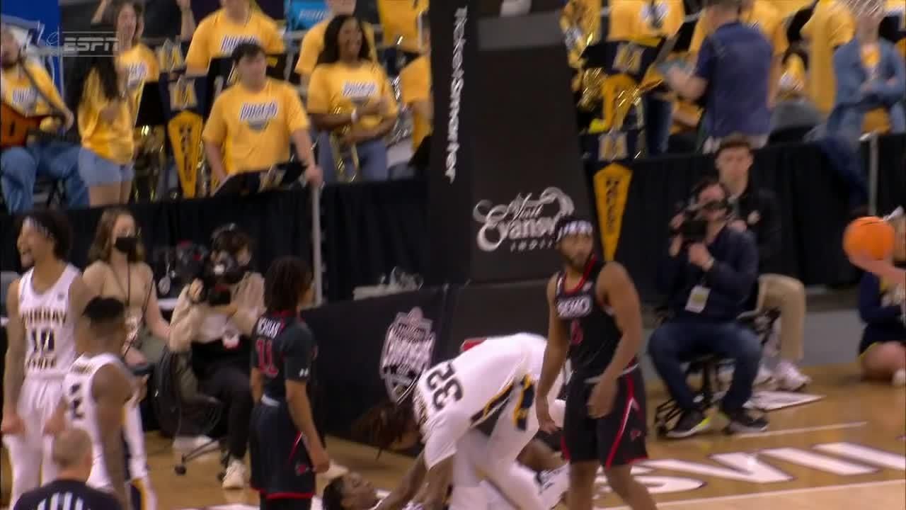 Jordan Skipper-Brown fights off defender for and-1 - ESPN Video