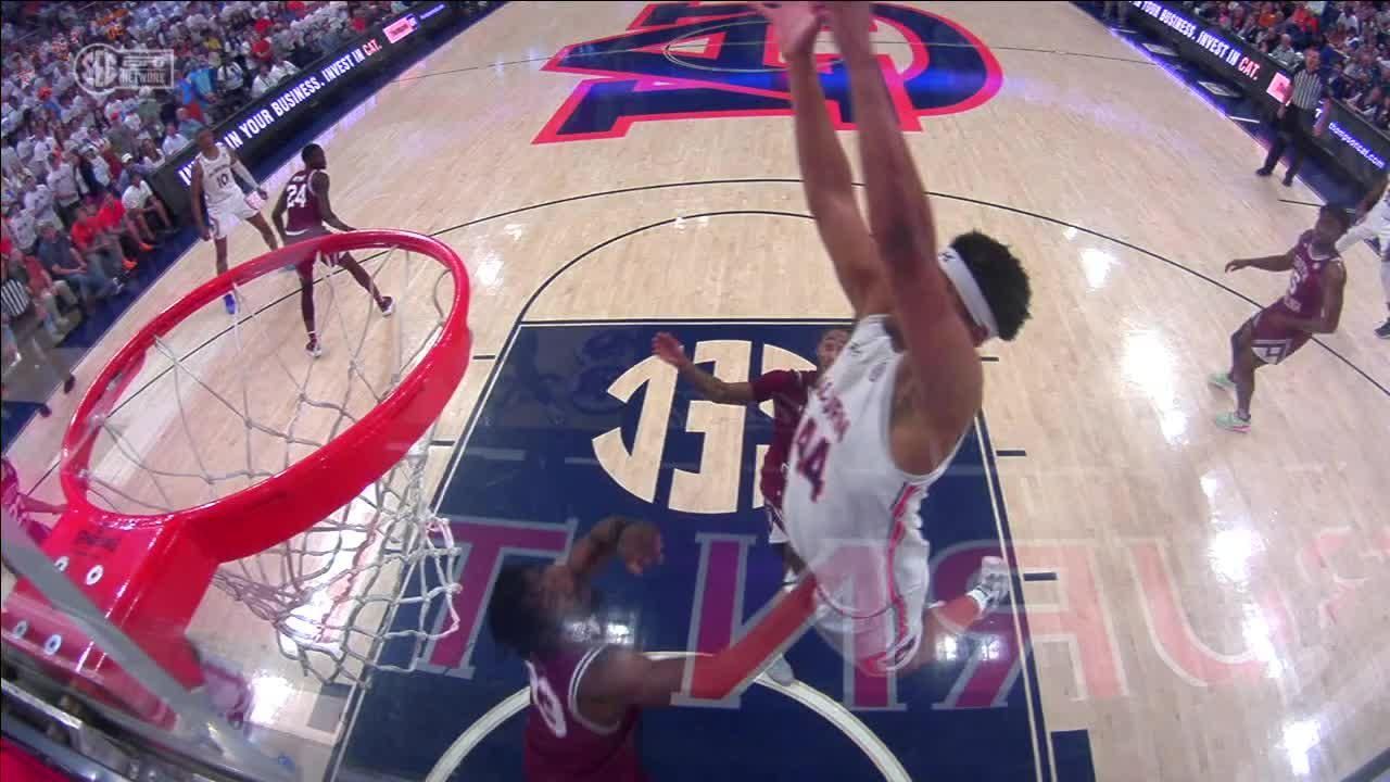 Dylan Cardwell rocks the rim - ESPN Video