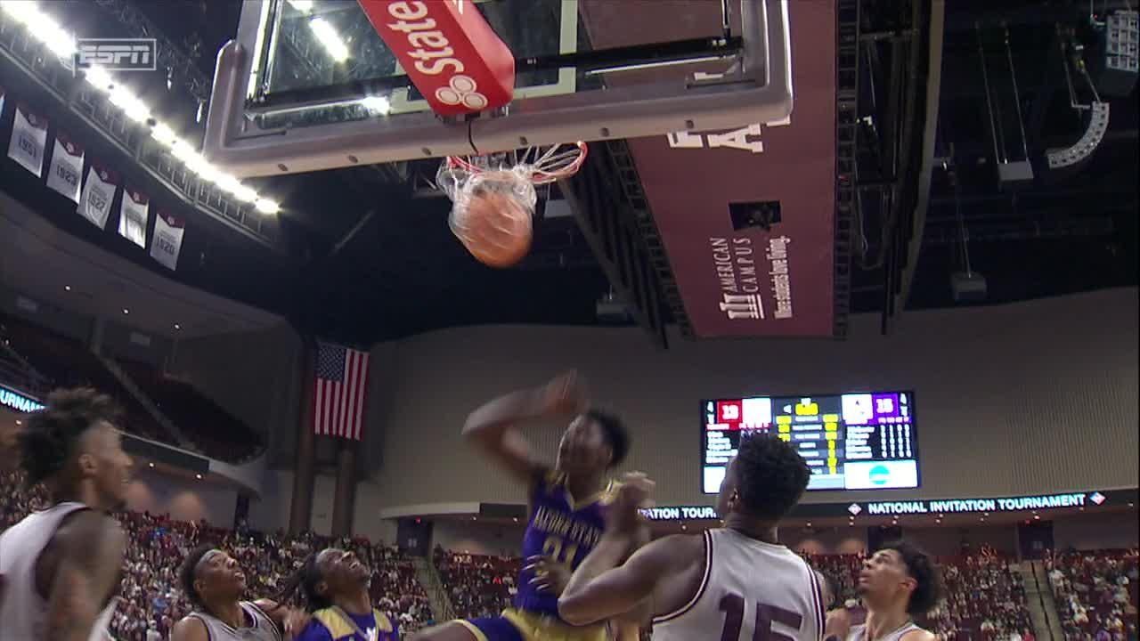 Ladarius Marshall throws down powerful slam dunk vs. Texas A&M - ESPN Video