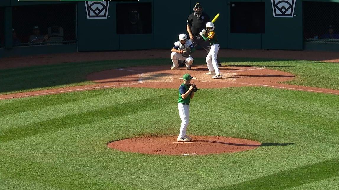 Jeremiah Grise connects for an RBI single to increase Iowa's lead ...