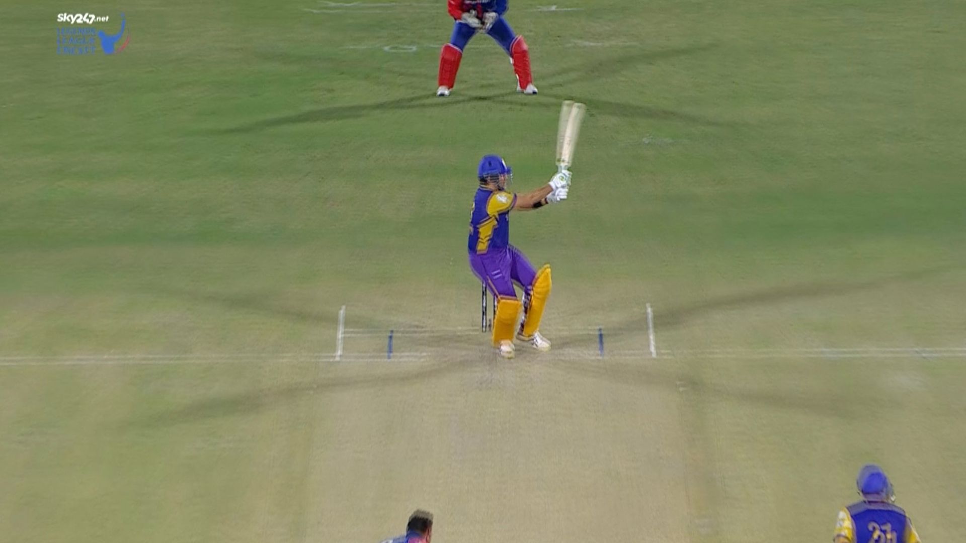 WATCH - Watson hammers it over deep square leg for six - ESPN Video