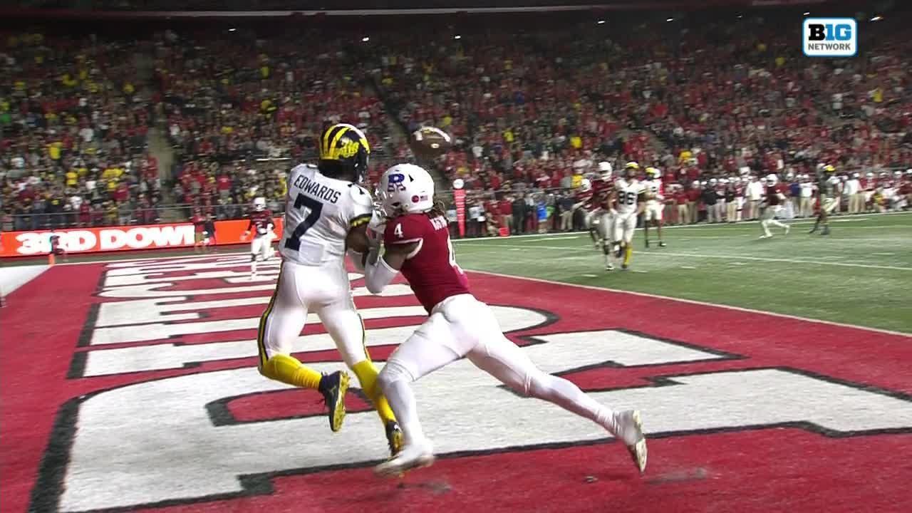 Donovan Edwards hauls in impressive TD catch to give Michigan the lead ...
