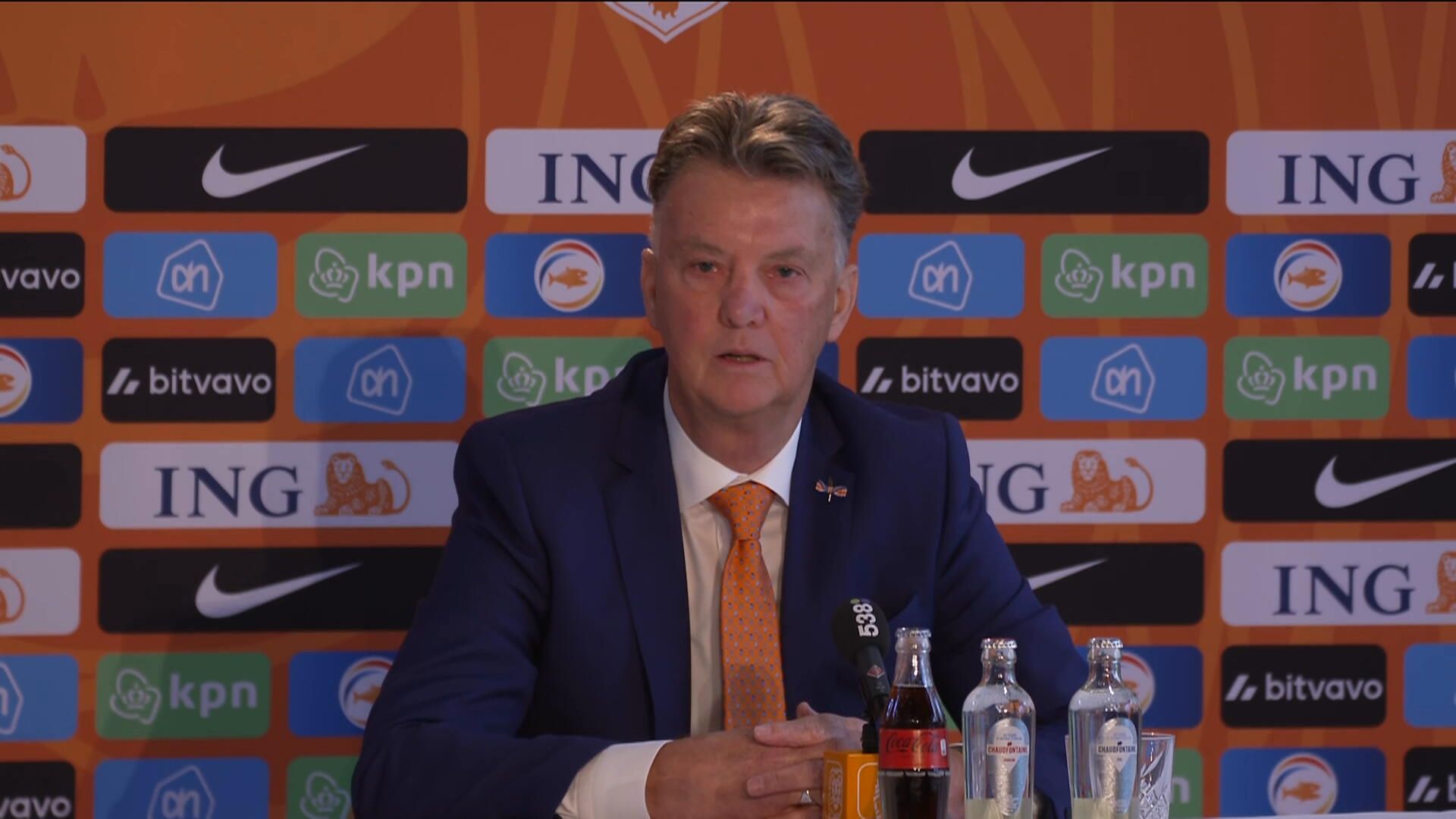 Gemist: Van Gaal: ''Alle 26 spelers afgewogen op vier team-functies"