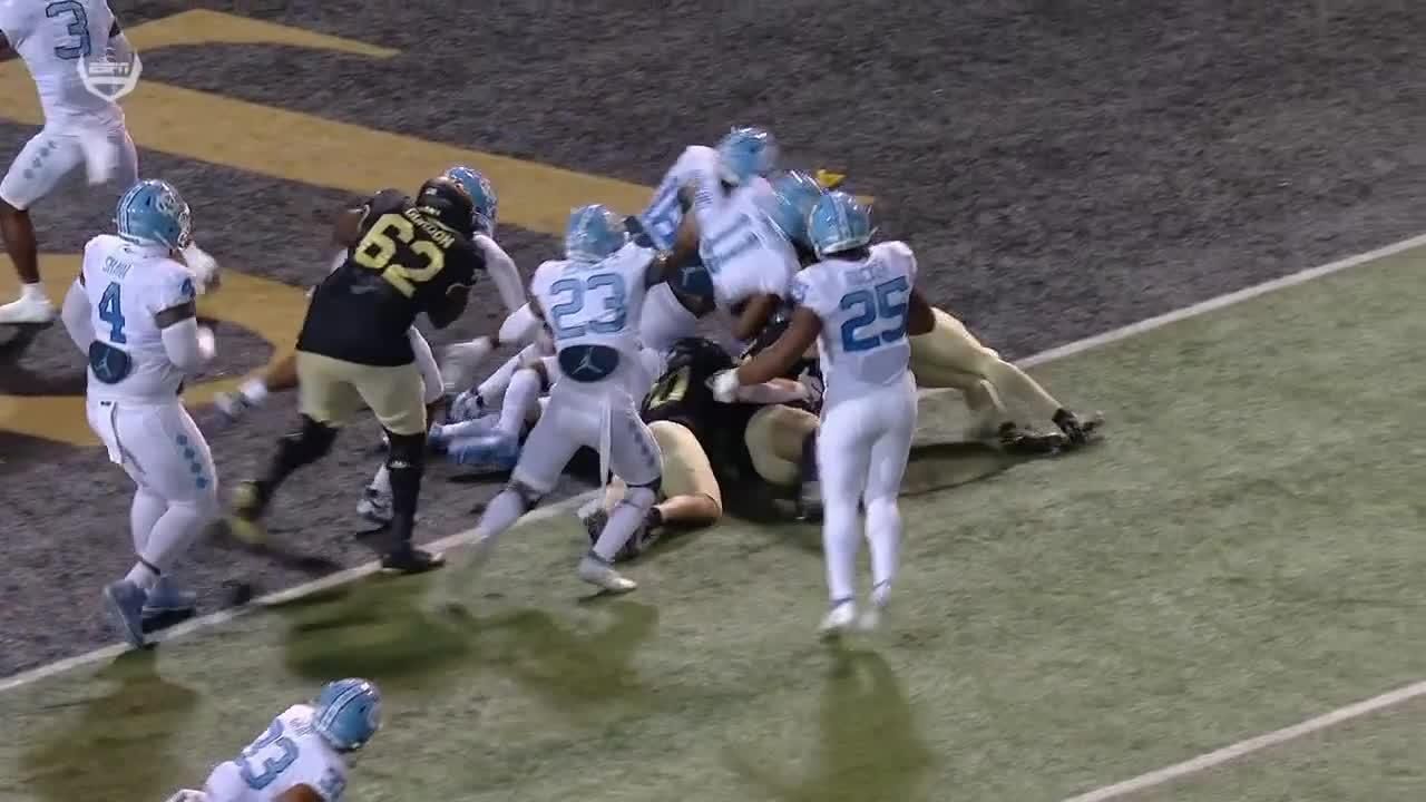 Touchdown! Christian Turner scores vs. North Carolina - ESPN Video