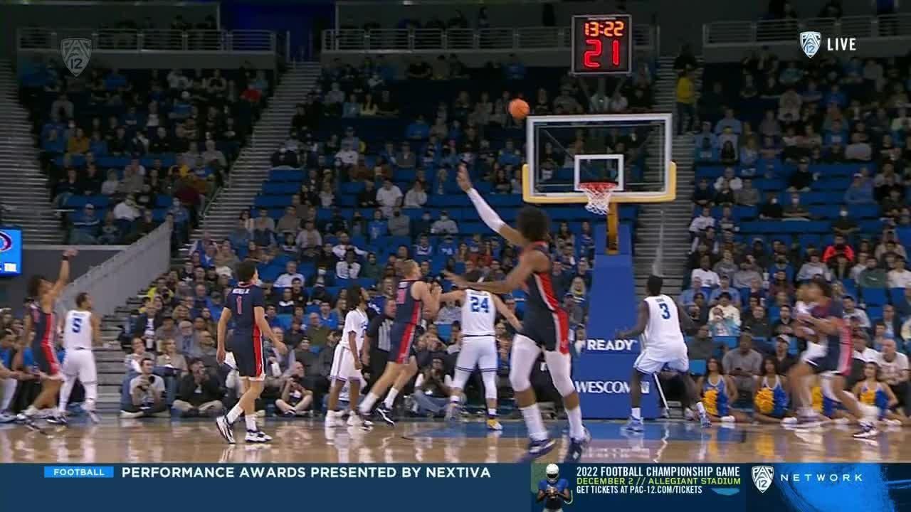 Jan Zidek makes beautiful pass to Houston Mallette for a corner 3 ...