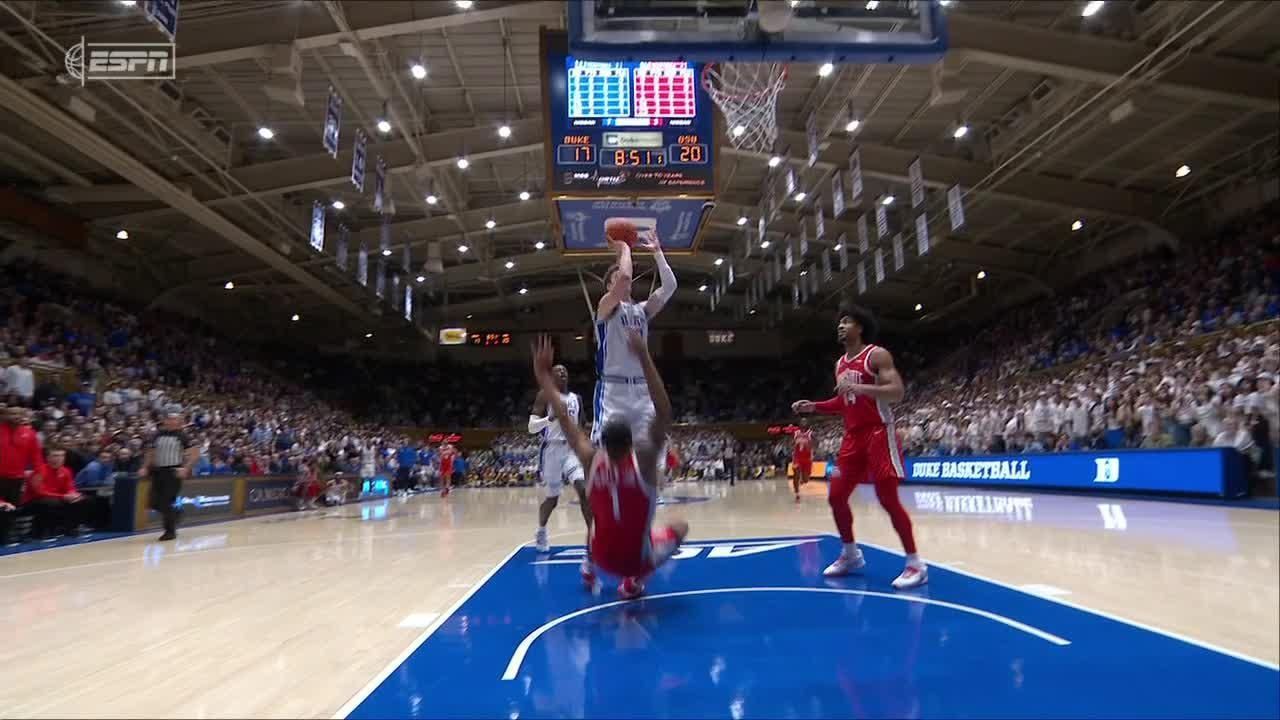 Kyle Filipowski makes a nice move for the lay-in - ESPN Video