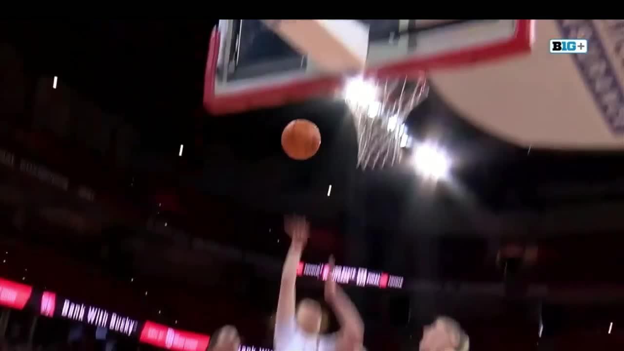 Sydney Hilliard gets the hoop and the harm - ESPN Video