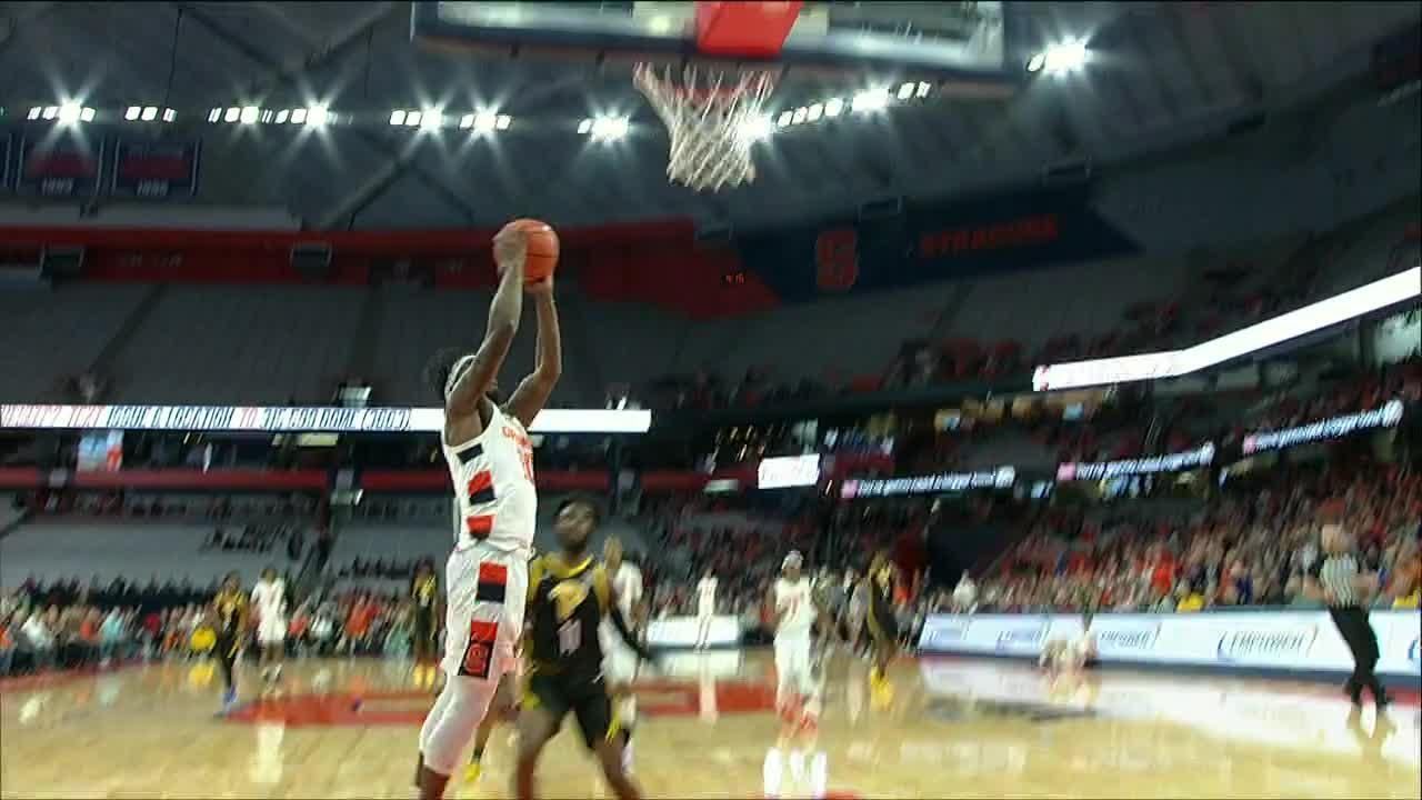 Symir Torrence rocks the rim with powerful flush - ESPN Video