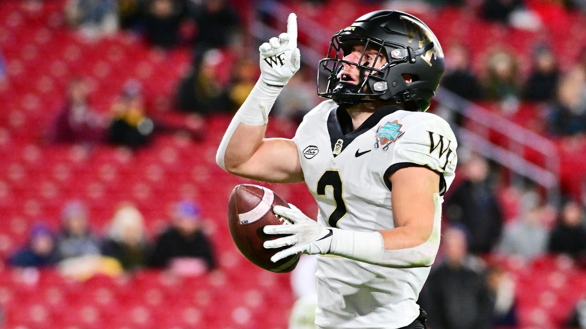 Taylor Morin maneuvers his way for a Wake Forest TD - ESPN Video