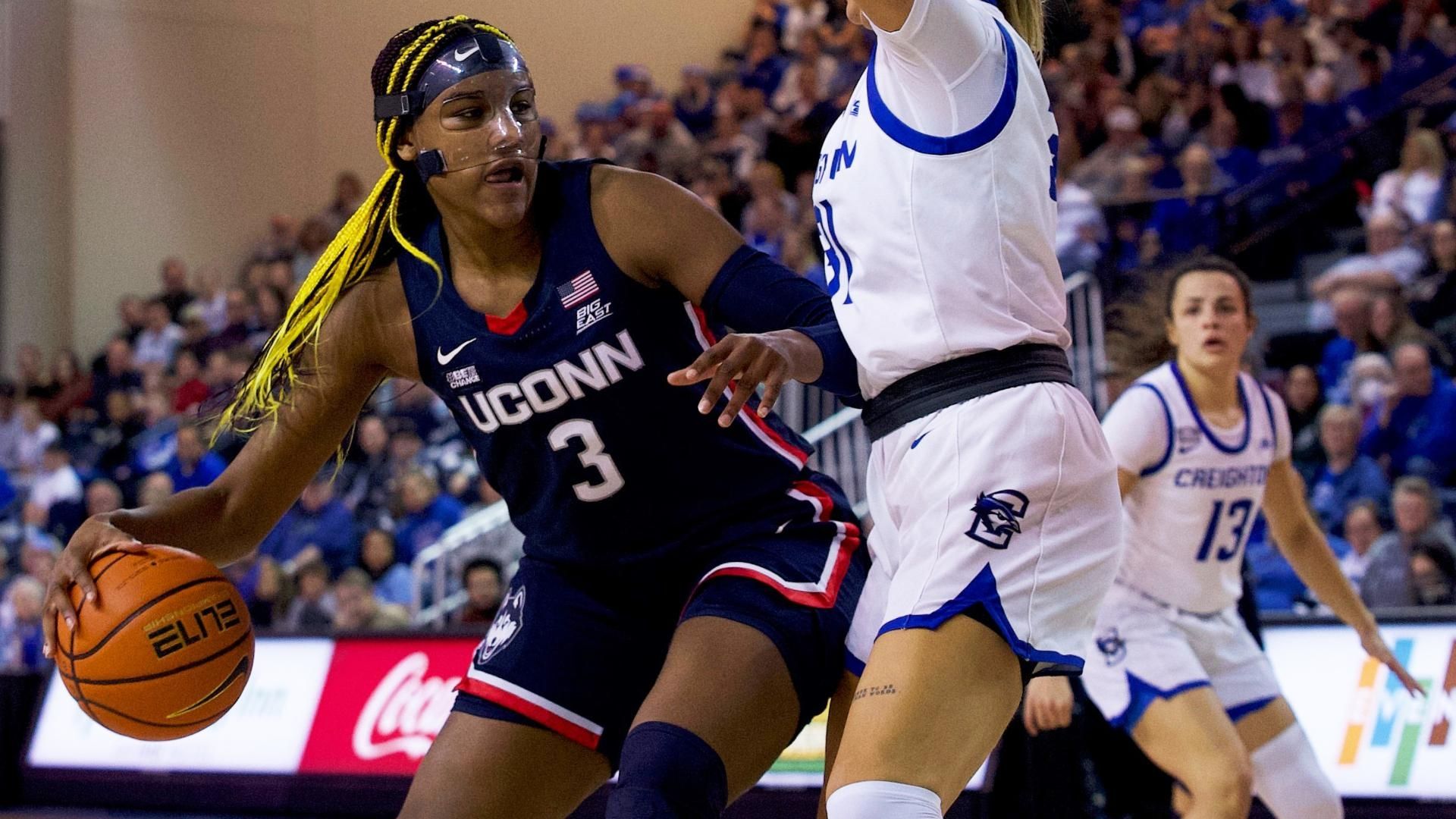 Aaliyah Edwards' 23-point, 21-rebound performance leads UConn to ...