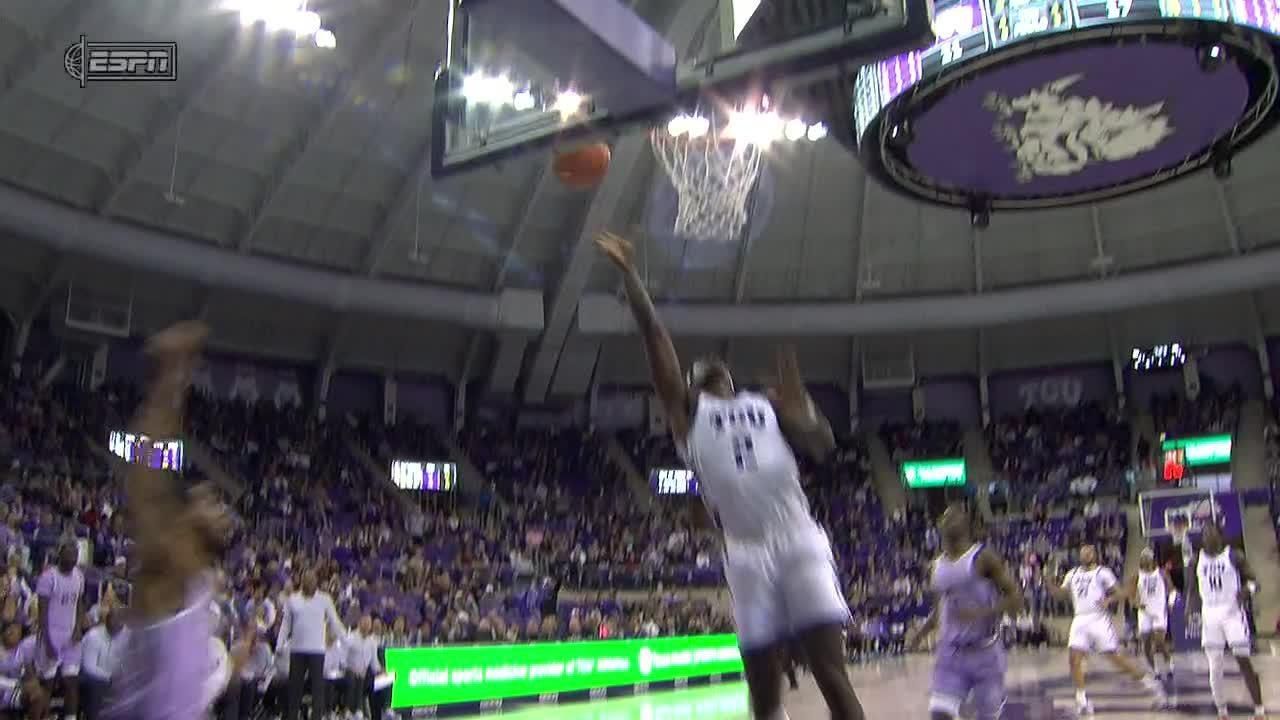 Mike Miles makes beautiful dish for a basket - ESPN Video