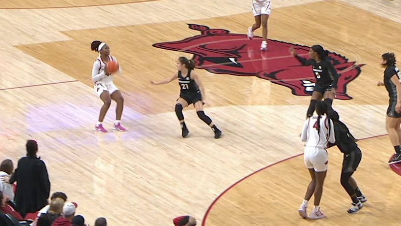 Arkansas wins at the horn in incredible shot-making sequence - ESPN Video