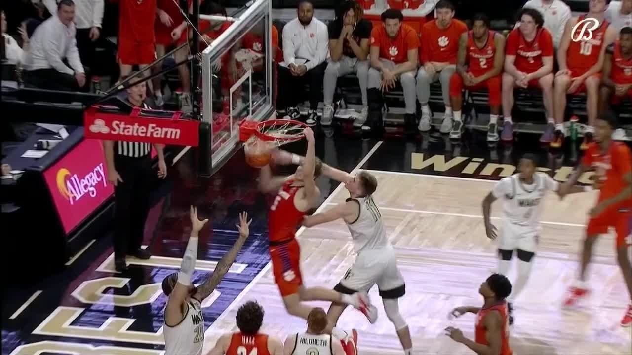Hunter Tyson gets up for the beautiful slam dunk - ESPN Video